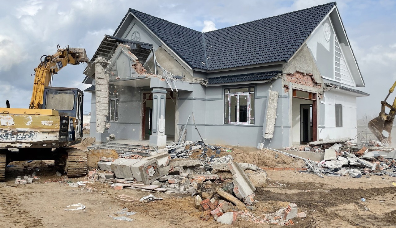 Tháo dỡ công trình - Rubic Home